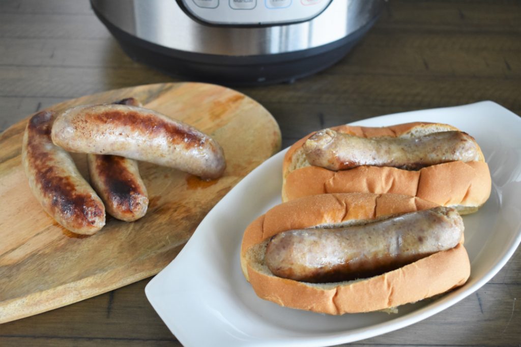 Instant Pot Keto Beer Brats - Roscoe's Recipes