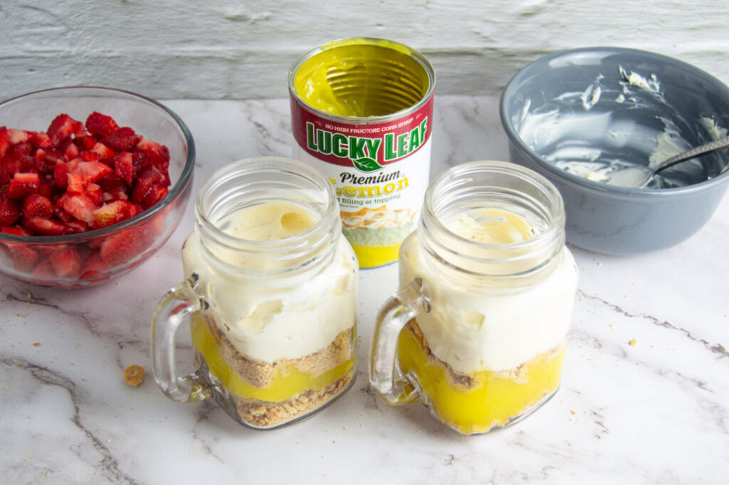 Strawberry Lemon Parfait (Dessert in a Jar!) - Roscoe's Recipes