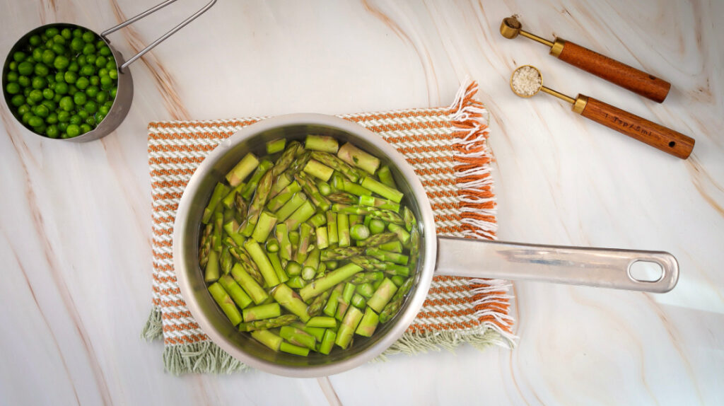 Asparagus Spring Salad with Boiled Eggs - Roscoe's Recipes